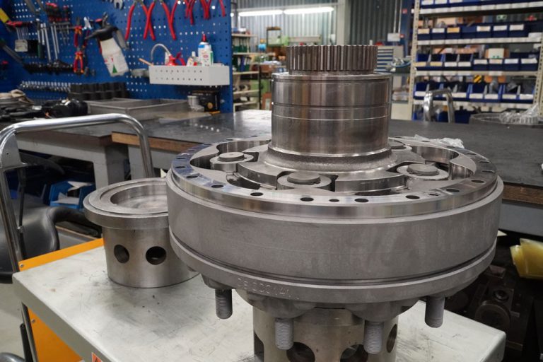 The Art(o) of knowing it inside out: HydroSystem is Black Bruin’s long ...